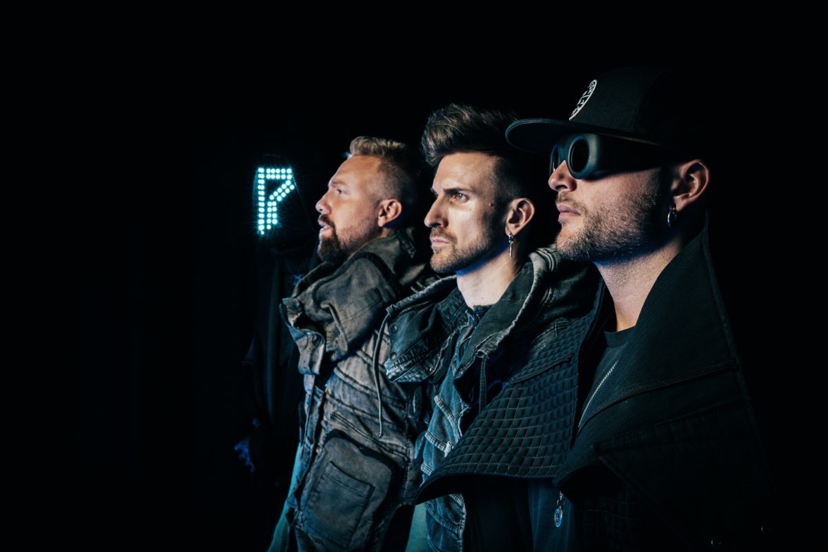 SMASH INTO PIECES hauen ihr 7. Album "Disconnect“ raus! - Radio:Active ...